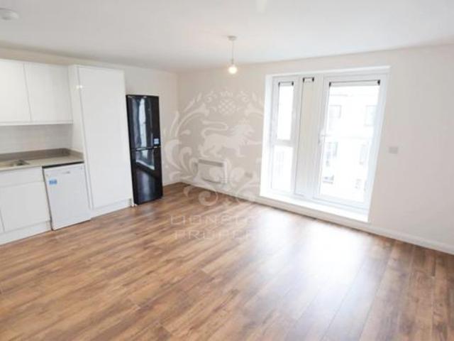 1 Bedroom Shared Living/roommate Slough Slough 100502819