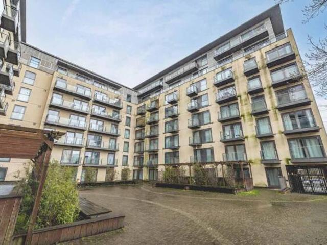 1 Bedroom Shared Living/roommate Slough Slough 98834992