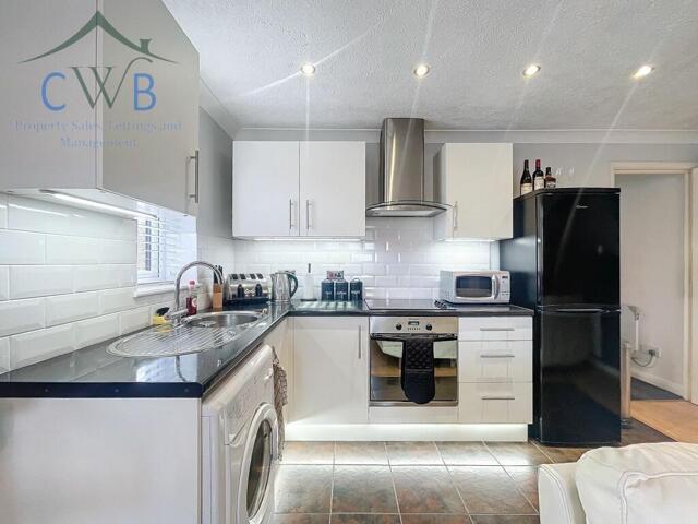 1 Bedroom Shared Living/roommate Snodland Kent 98545771