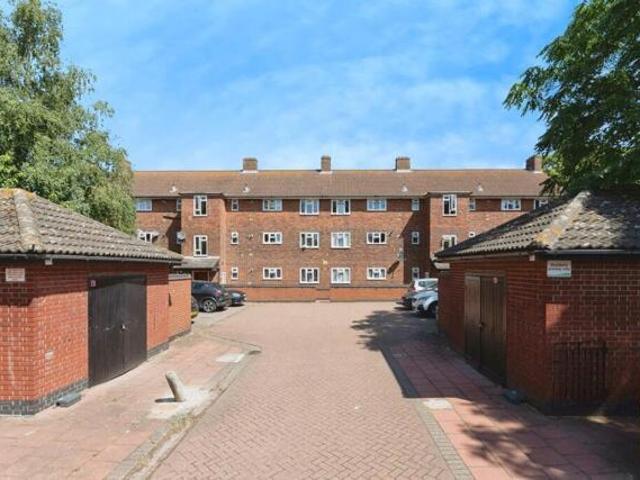 1 Bedroom Shared Living/roommate South Ockendon Thurrock LS100023914