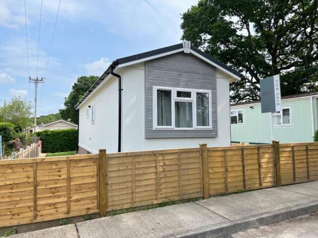1 Bedroom Shared Living/roommate Southampton Hampshire LS100057938