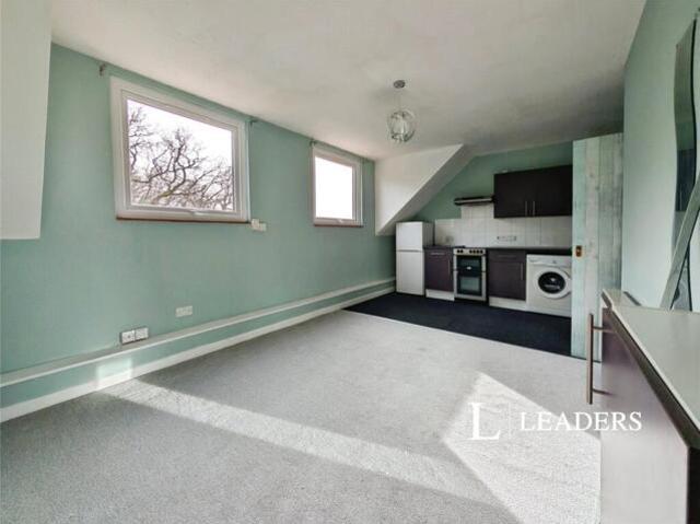 1 Bedroom Shared Living/roommate Southampton Hampshire LS100366438