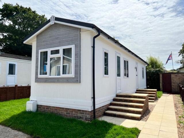1 Bedroom Shared Living/roommate Southampton Hampshire LS101119219