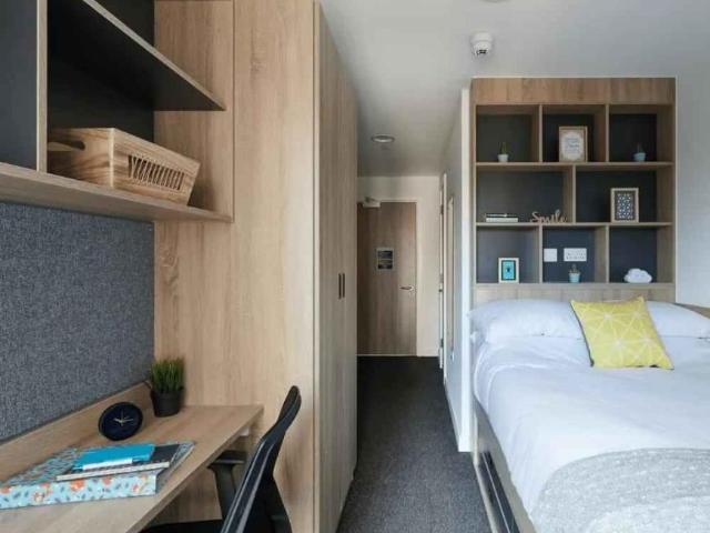 1 Bedroom Shared Living/roommate Southampton Southampton LS99498667