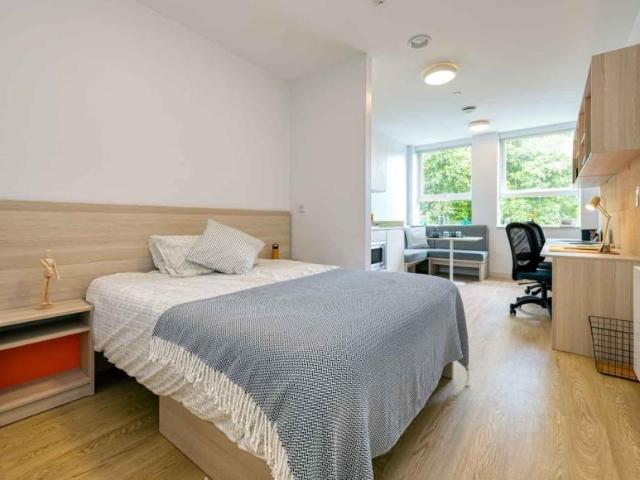 1 Bedroom Shared Living/roommate Southampton Southampton LS99538416