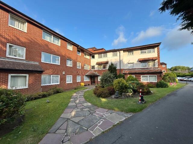 1 Bedroom Shared Living/roommate Southport Sefton 98119475