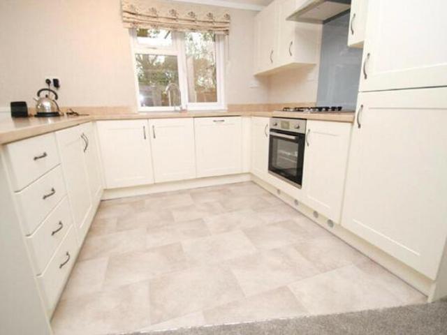1 Bedroom Shared Living/roommate Thurrockc Greater London 99952303