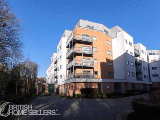 1 Bedroom Shared Living/roommate Tonbridge Kent 100096985