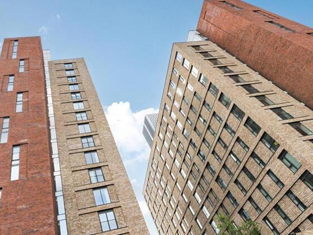 1 Bedroom Shared Living/roommate Trafford Trafford LS99237310