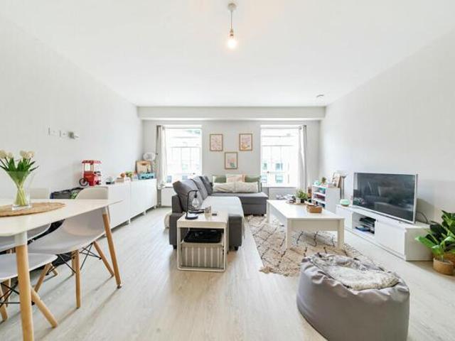 1 Bedroom Shared Living/roommate Uxbridge Great London 99840581