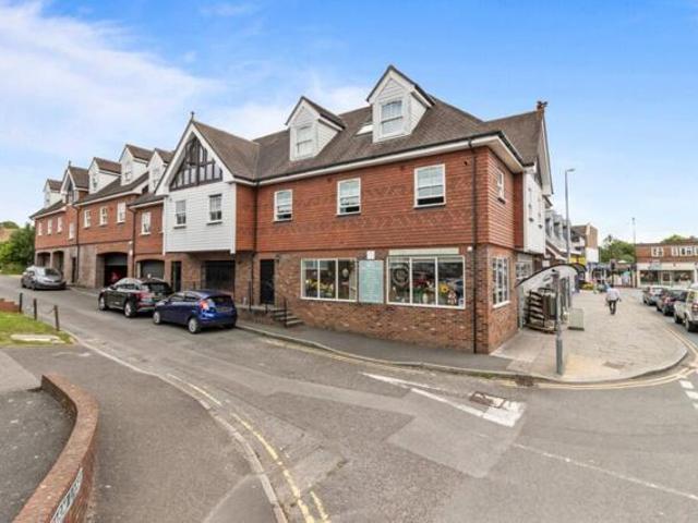 1 Bedroom Shared Living/roommate Uckfield East Sussex 100648931