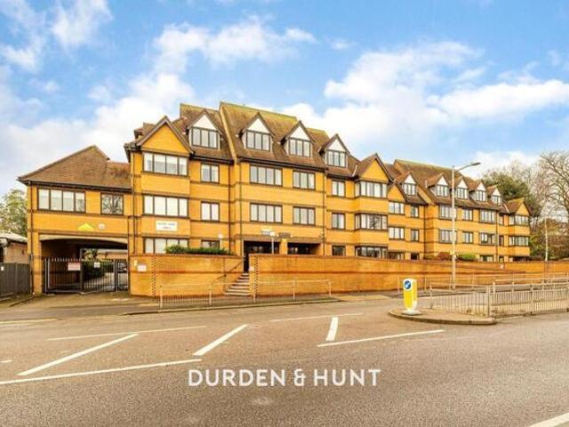 1 Bedroom Shared Living/roommate Woodford Greater London 100648940