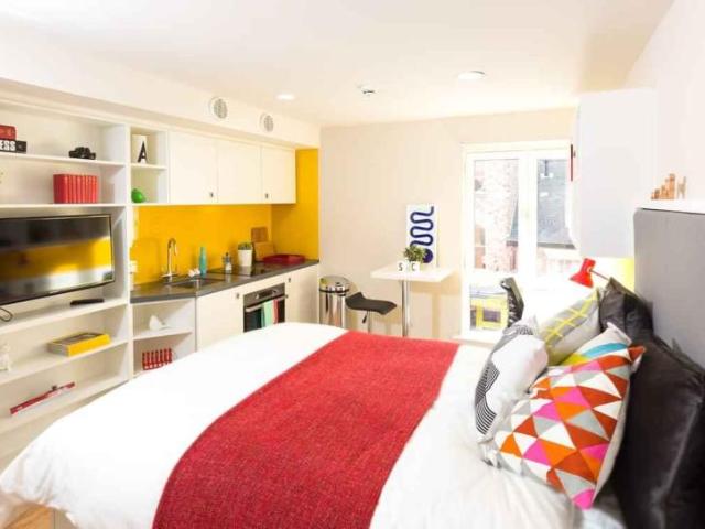 1 Bedroom Shared Living/roommate York York LS97673426
