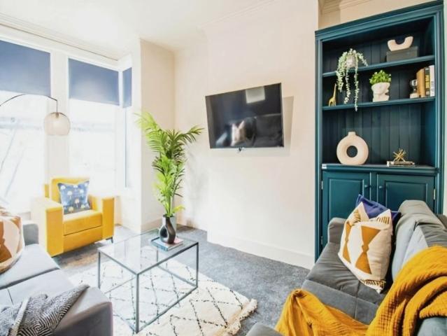 1 bedroom sharedaccommodation to rent