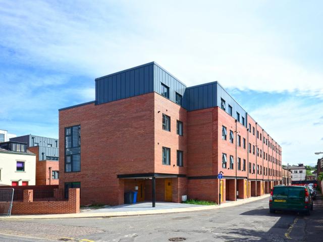 1 bedroom sharedaccommodation to rent