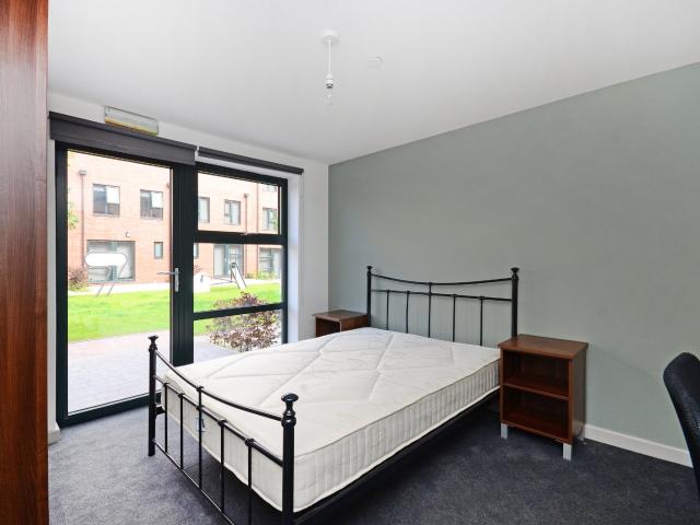 1 bedroom sharedaccommodation to rent