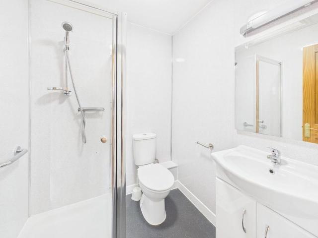1 bedroom sheltered housing to rent