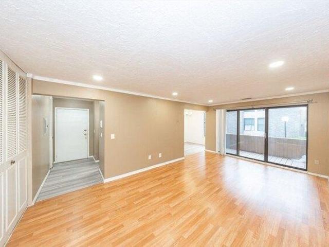 1 bedroom, Shrewsbury MA 01545 105060079