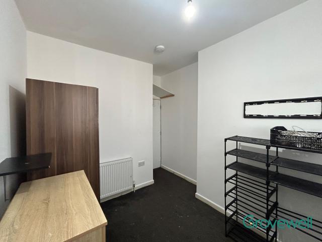 1 bedroom Single room to let Grimshaw Lane, Manchester