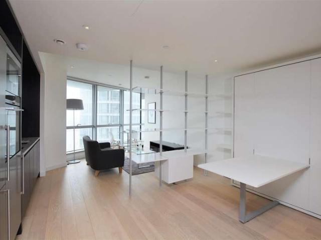 1 Bedroom Studio Flat