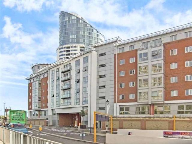 1 Bedroom Studio Flat