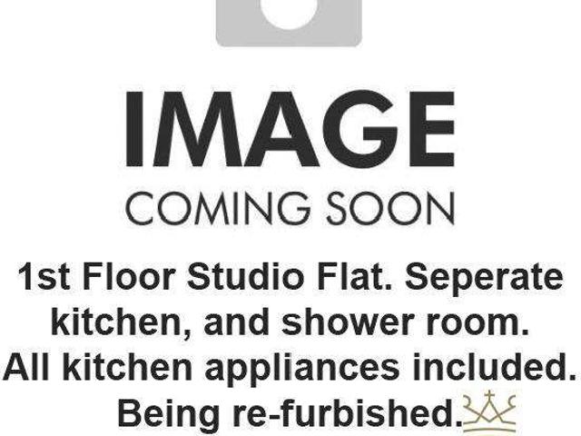 1 Bedroom Studio Flat