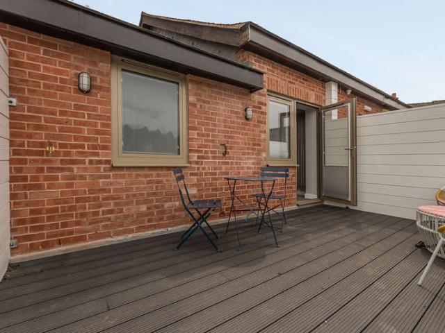 1 Bedroom Studio Flat