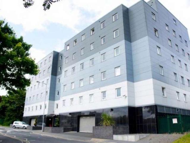 1 Bedroom Studio Flat