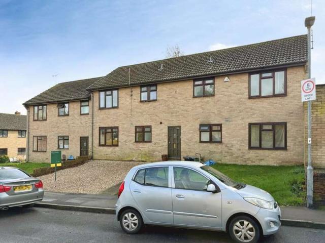 1 Bedroom Studio Flat