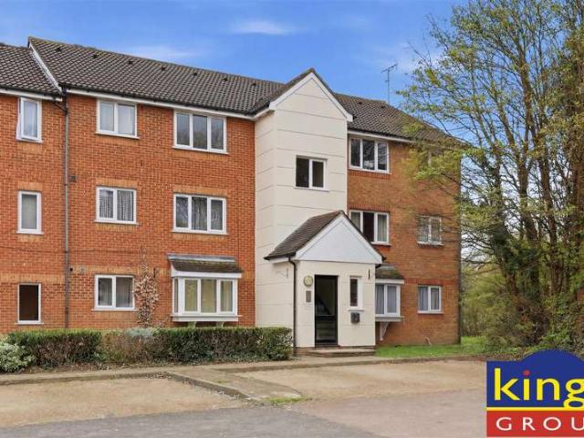 1 Bedroom Studio Flat