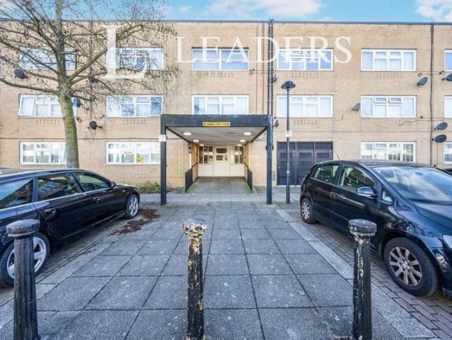 1 Bedroom Studio Flat