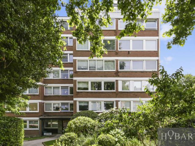 1 Bedroom Studio Flat