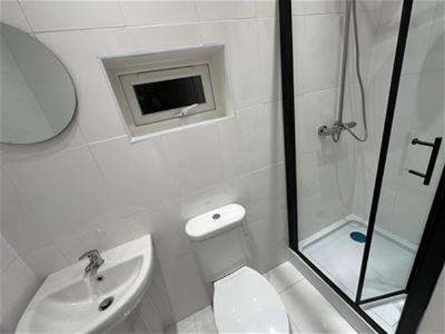 1 Bedroom Studio Flat