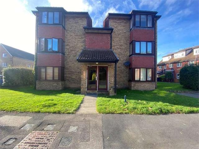1 Bedroom Studio Flat