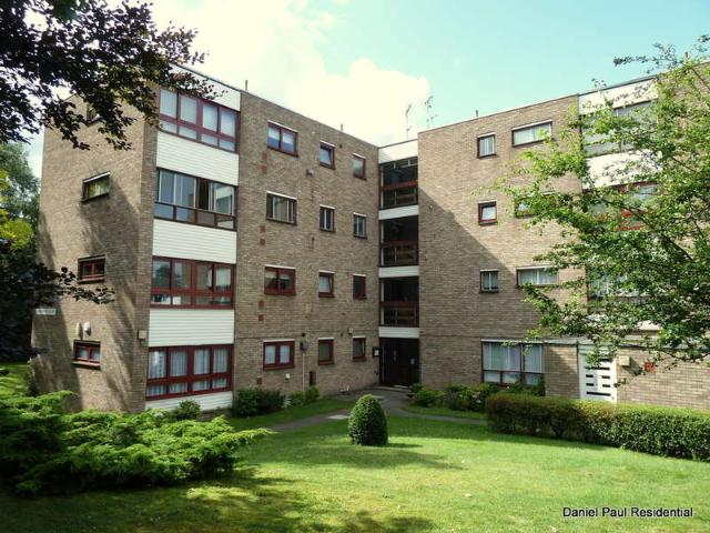 1 Bedroom Studio Flat