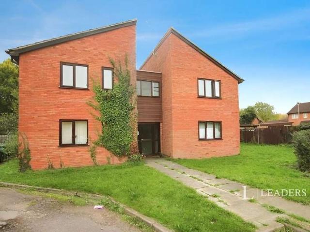1 Bedroom Studio Flat