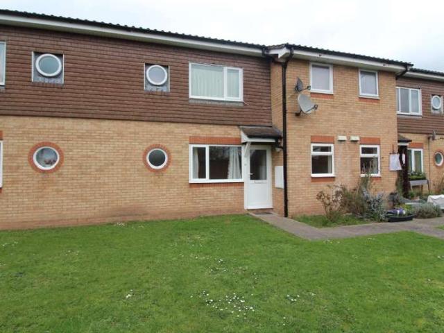1 Bedroom Studio Flat