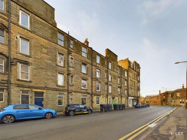 1 Bedroom Studio Flat