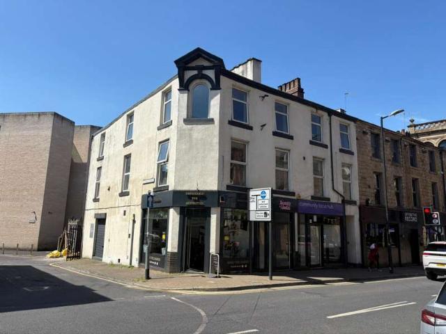 1 Bedroom Studio Flat