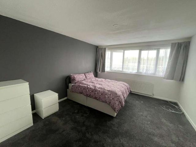 1 Bedroom Property