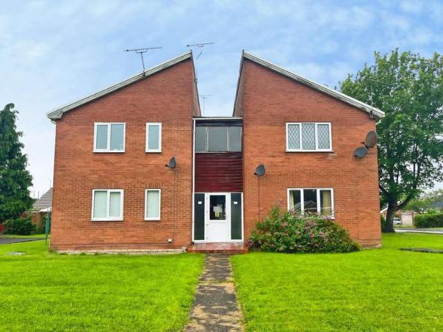 1 Bedroom Studio Flat