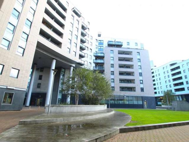 1 Bedroom Studio Flat