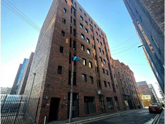 1 Bedroom Studio Flat
