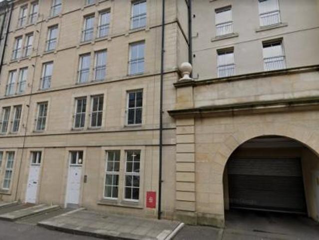 1 bedroom Studio flat To Let