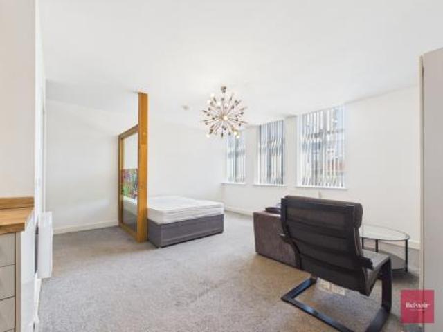 1 bedroom Studio flat To Let