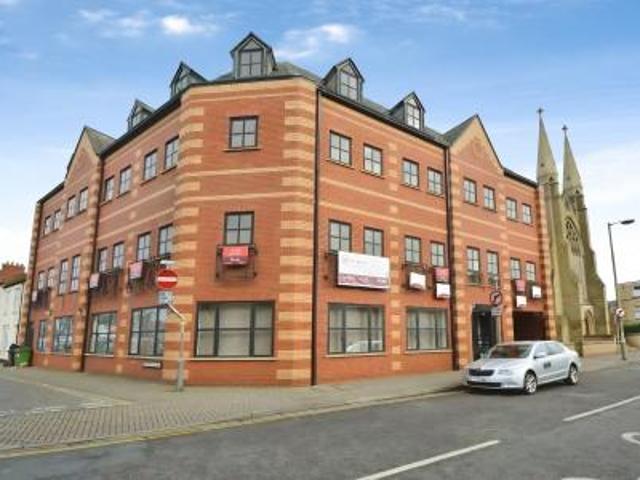 1 bedroom Studio flat To Let