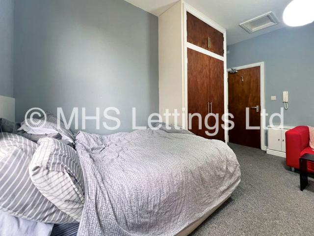 1 Bedroom Studio for rent in Hyde Park Terrace