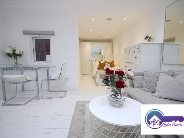 1 Bedroom Studio To Rent