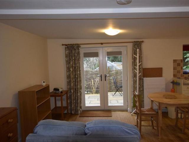 1 bedroom studio to rent