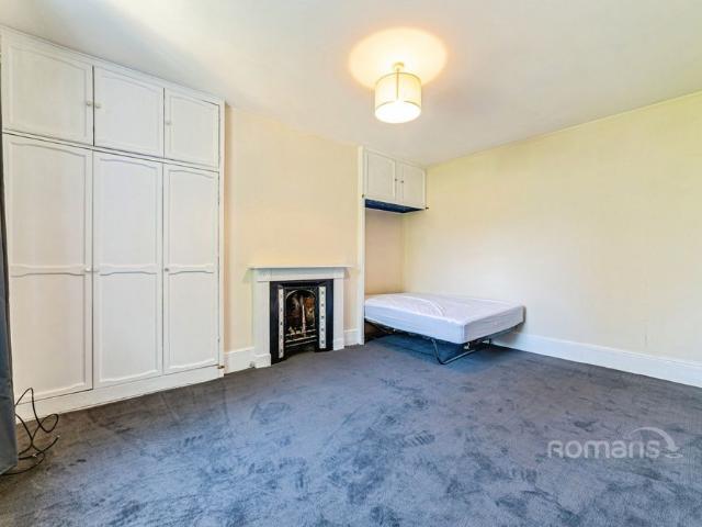 1 bedroom studio to rent